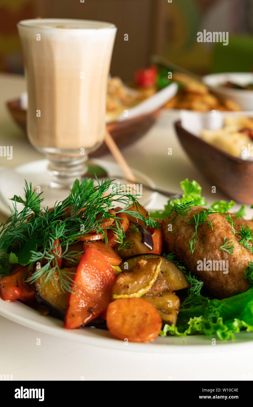 National Jewish dish - pike cutlet with vegetables Stock Photo - Alamy