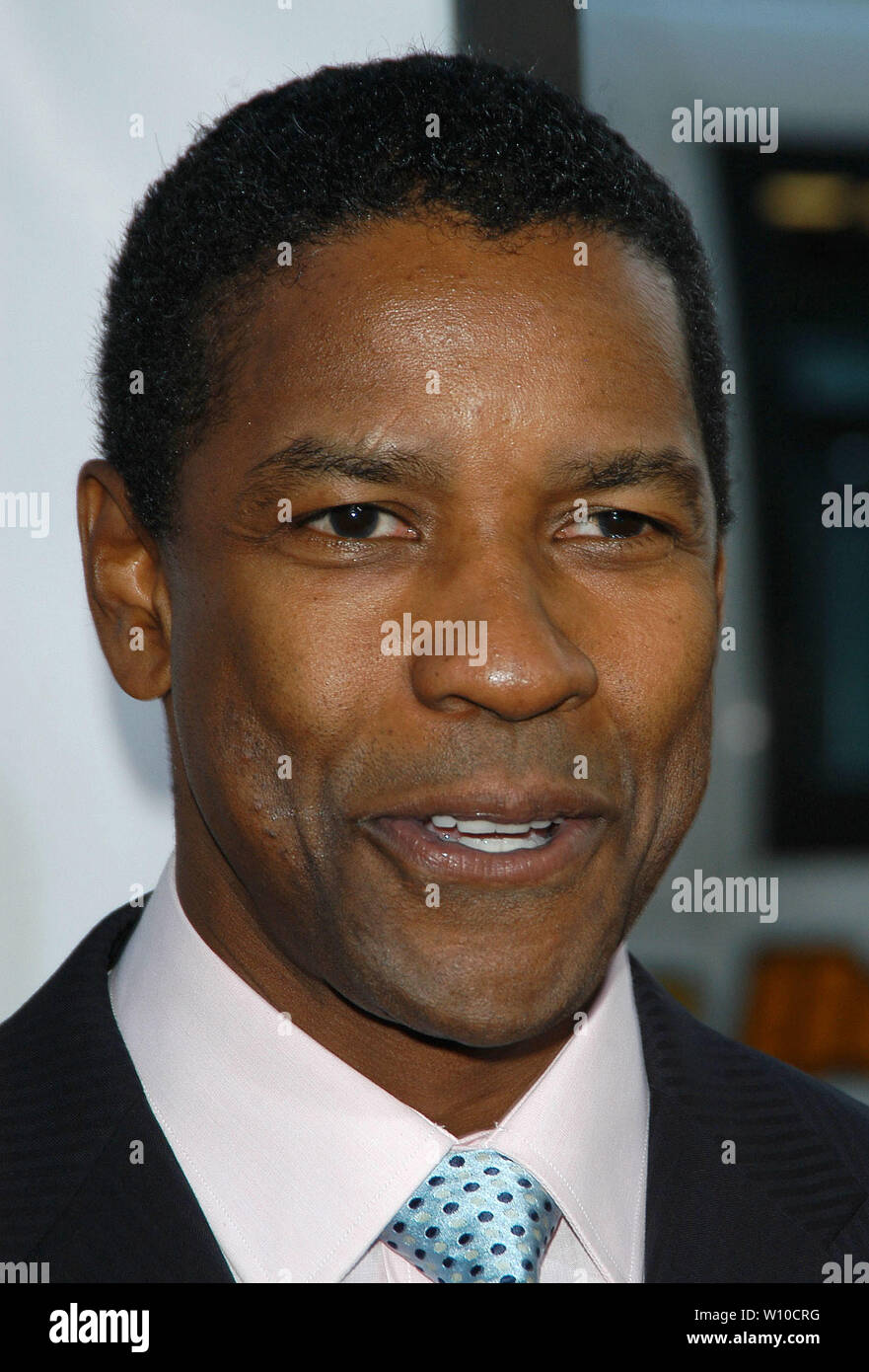 Denzel Washington at the Los Angeles Premiere of "The Manchurian ...
