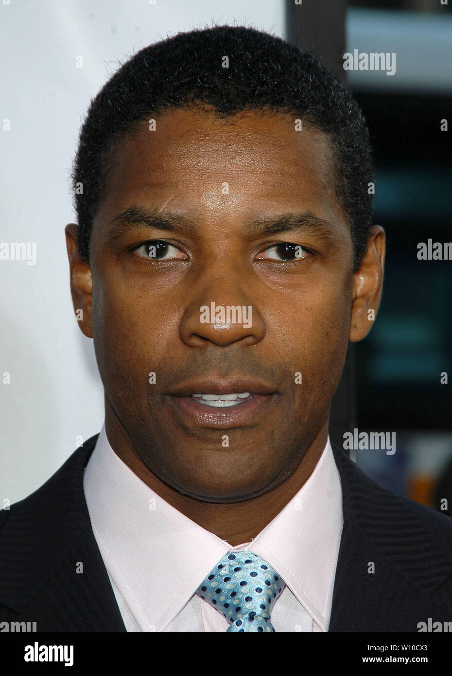 Denzel Washington at the Los Angeles Premiere of "The Manchurian ...
