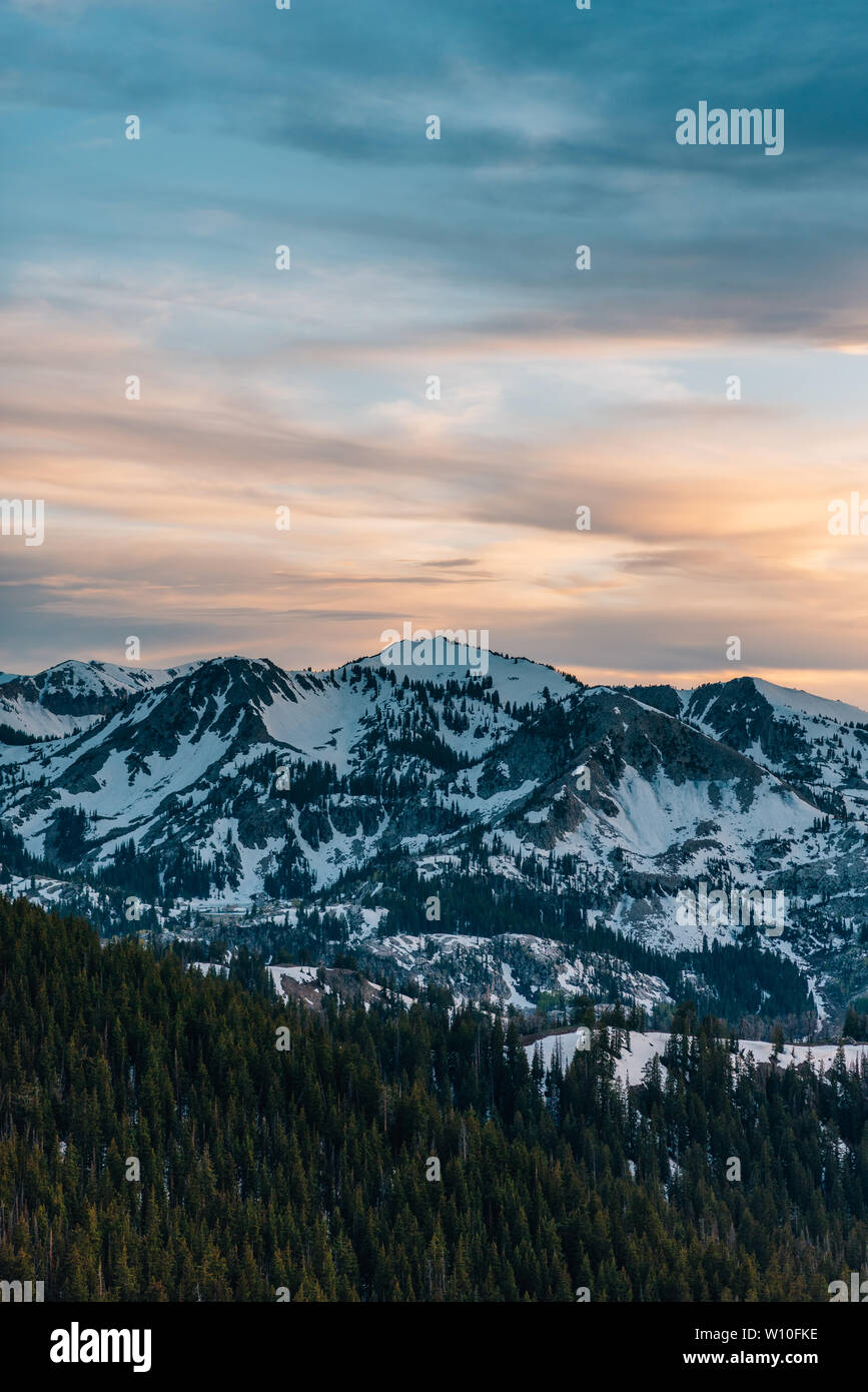 Wasatch mountains sunset utah hi-res stock photography and images - Alamy