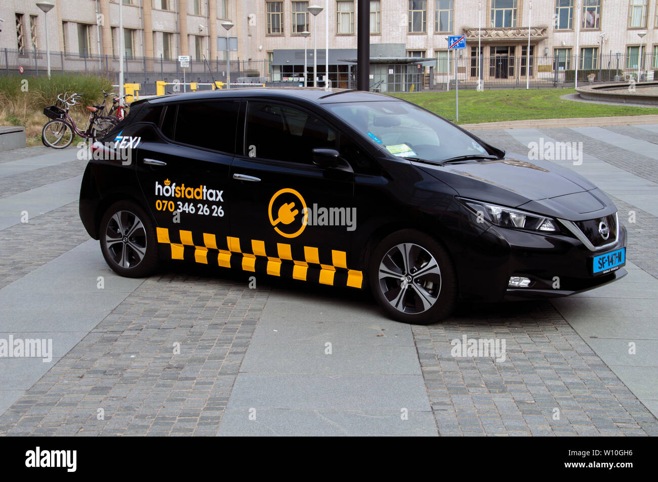 Hofstadtax Taxi At Den Haag The Netherlands 2018 Stock Photo - Alamy