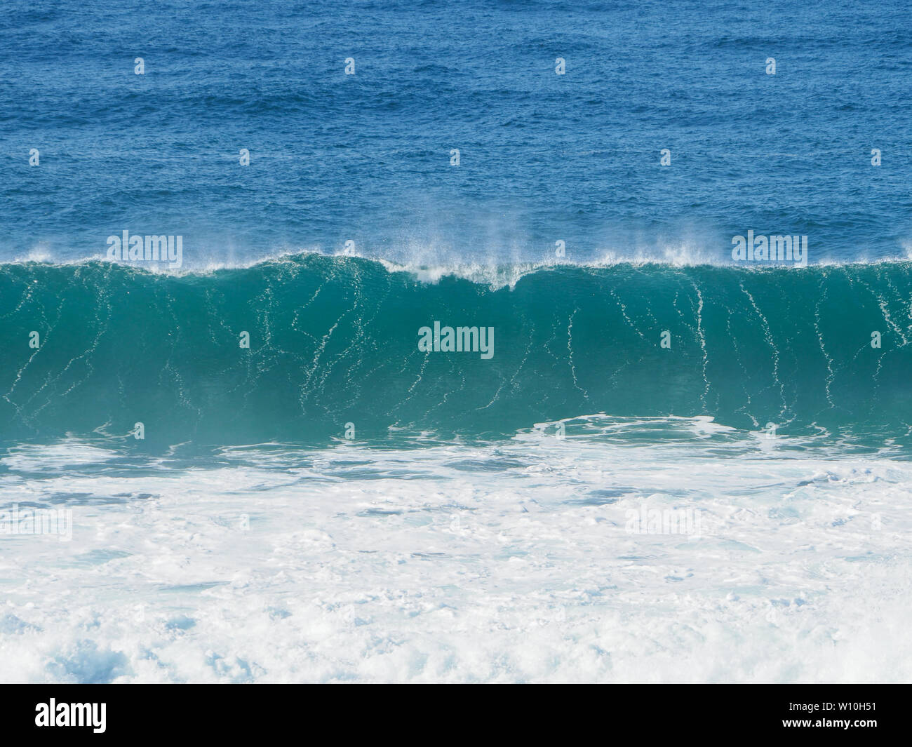 Wave like patterns hi-res stock photography and images - Alamy