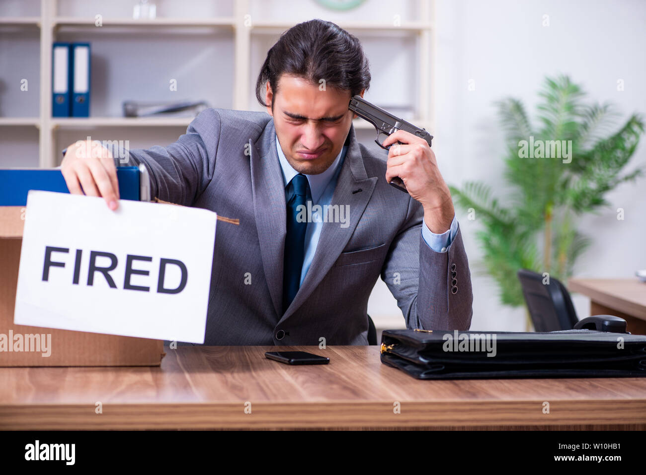 Handgun being fired hi-res stock photography and images - Alamy