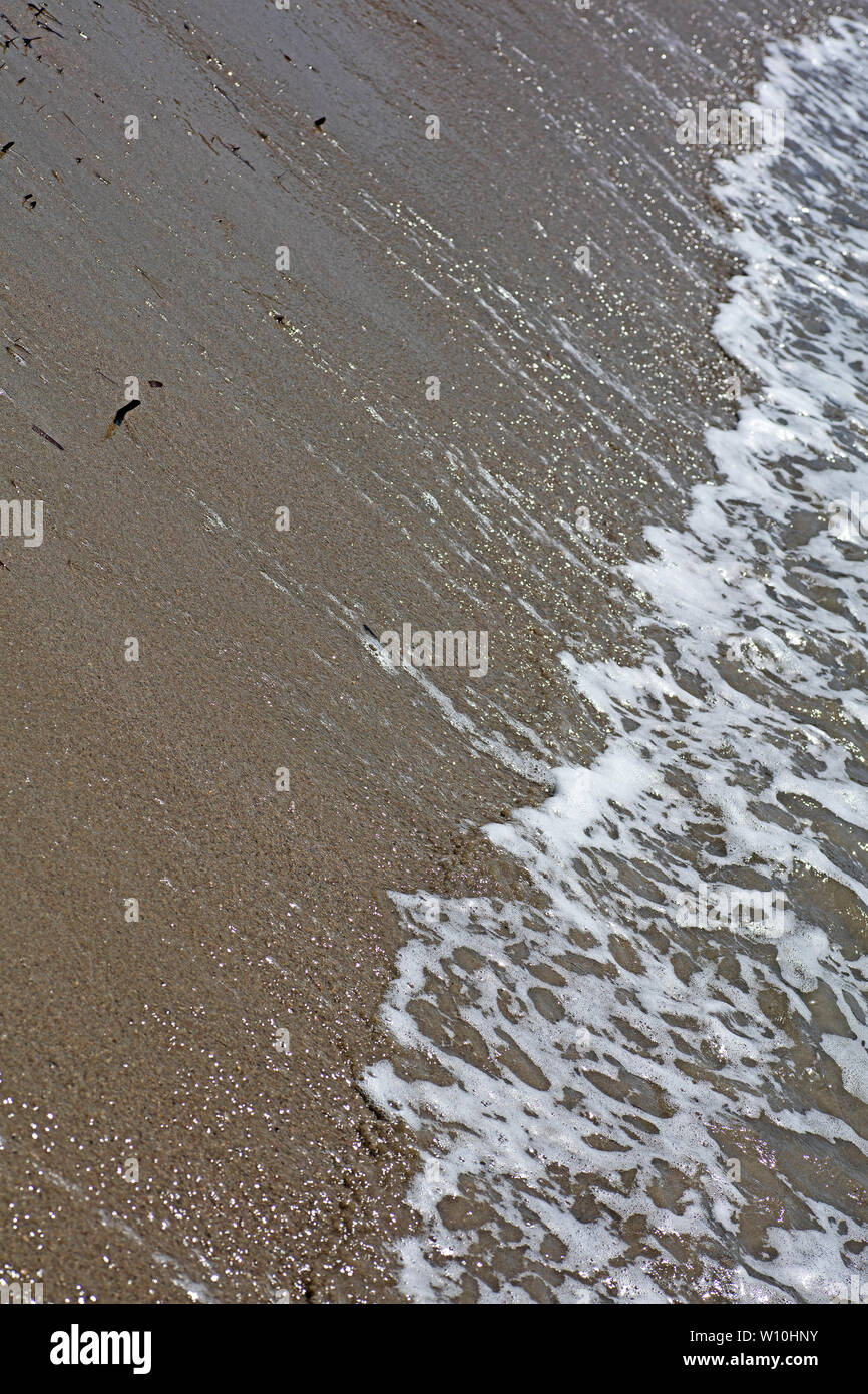 50 high waves hi-res stock photography and images - Alamy