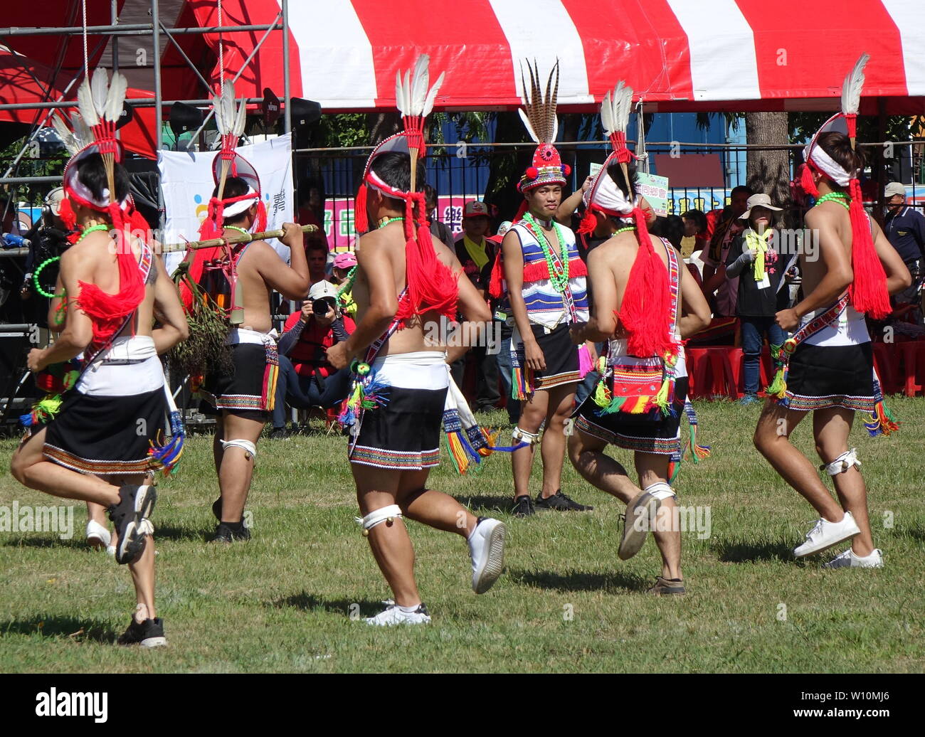 KAOHSIUNG, TAIWAN -- SEPTEMBER 29, 2018: Members of the indigenous Amis ...