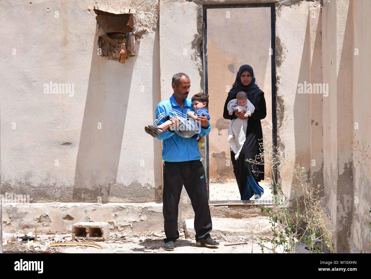 Man returns home hi-res stock photography and images - Alamy