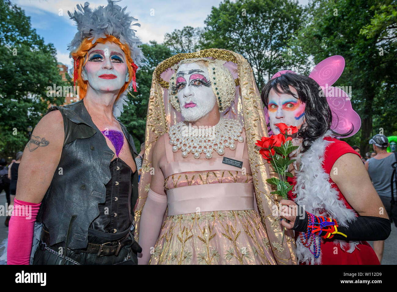 1969 stonewall riots nyc hi-res stock photography and images - Alamy