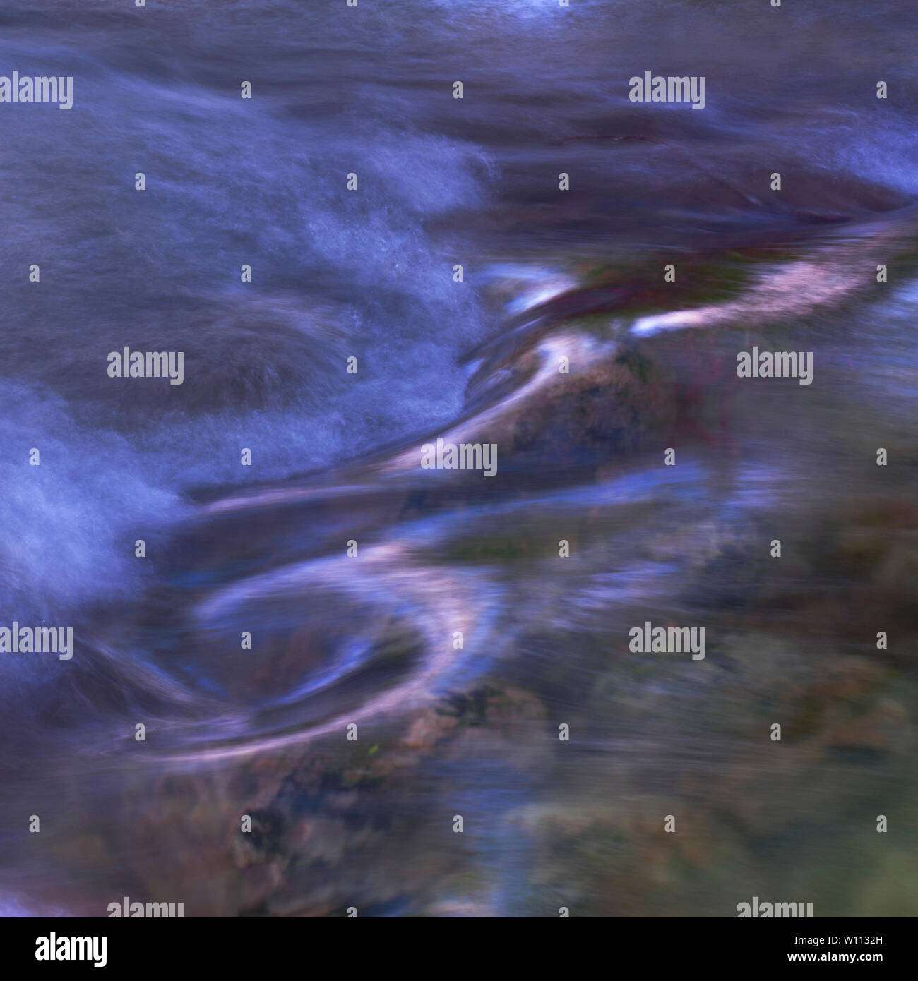 Reflection images of water hi-res stock photography and images - Alamy