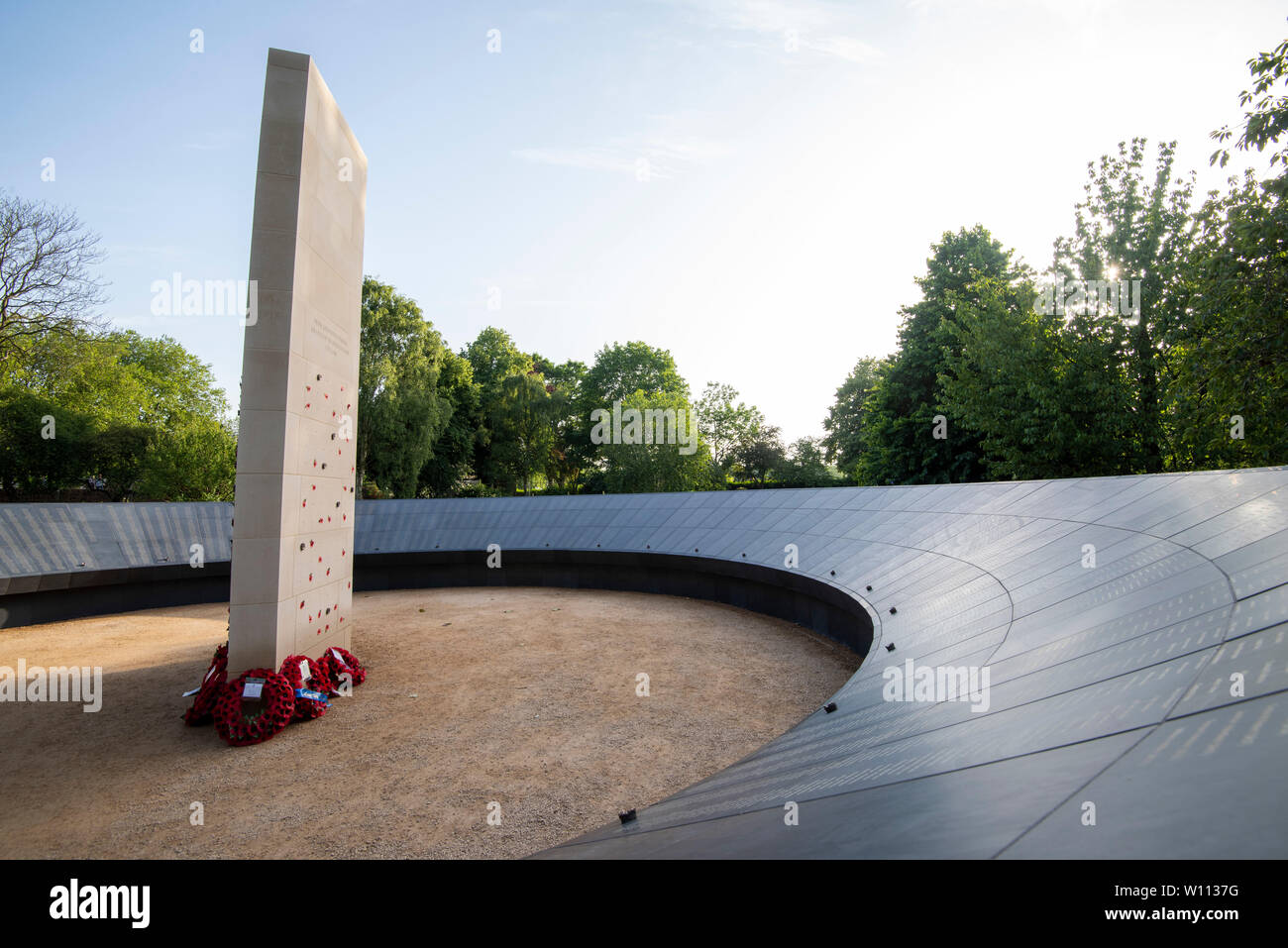 War Memorial to Nottinghamshire's fallen, Victoria Embankment in ...