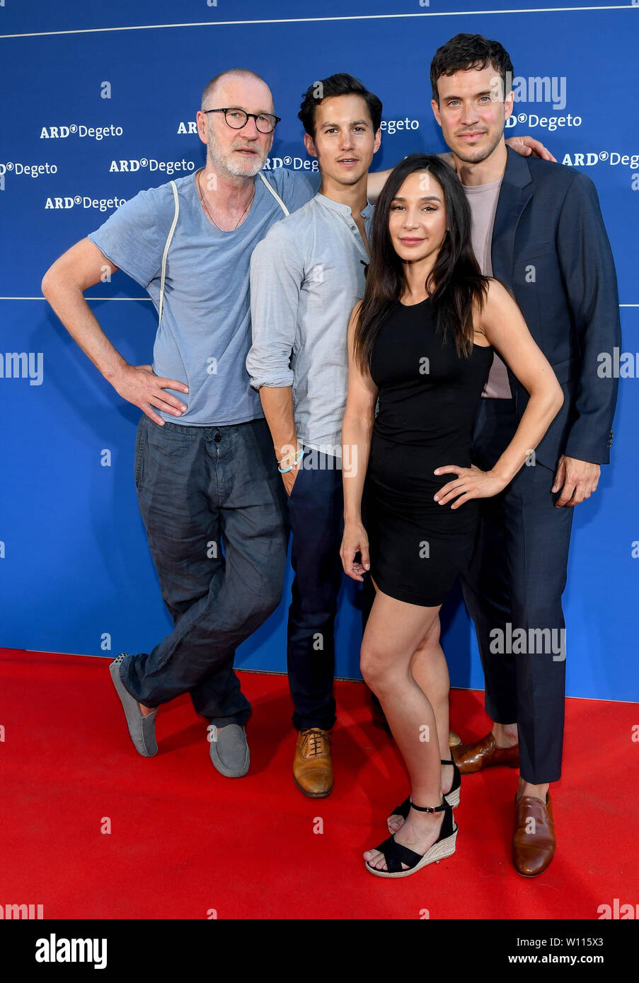 28 June 2019, Bavaria, Munich: Actors Peter Lohmeyer (l-r), Tim Oliver ...