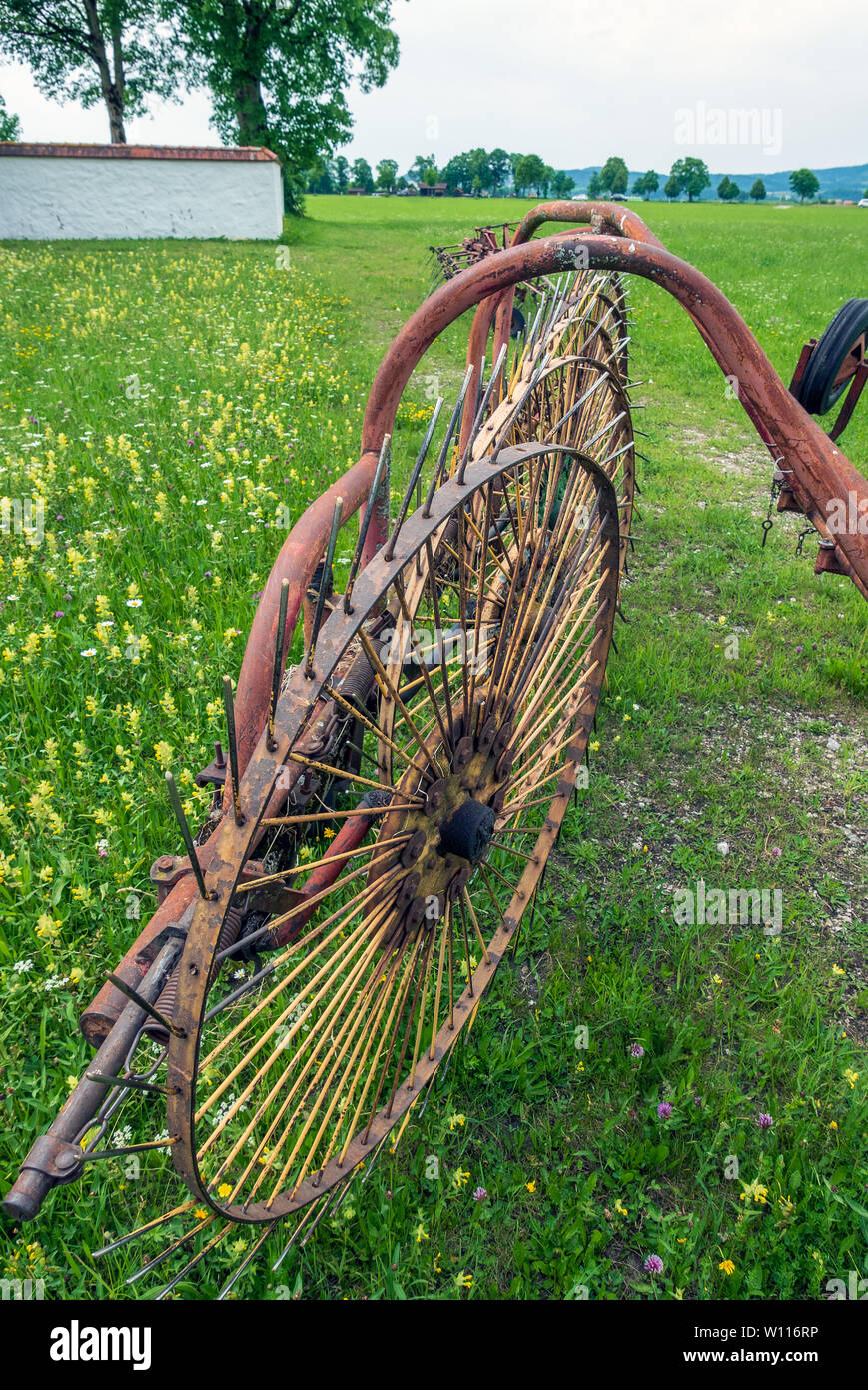 Old abandoned farm machinery hi-res stock photography and images - Alamy