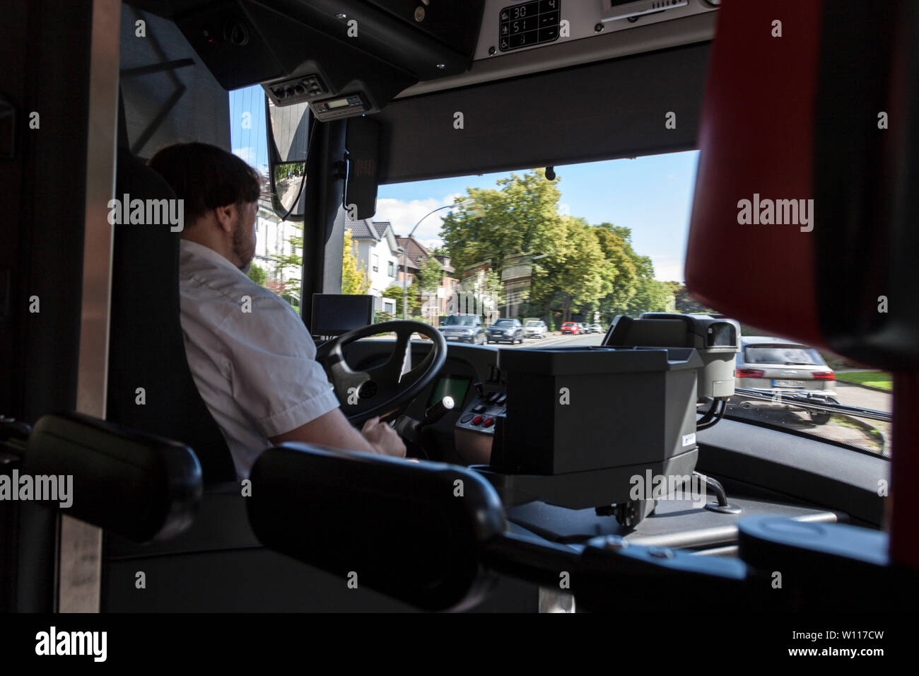 Regional bus hi-res stock photography and images - Alamy