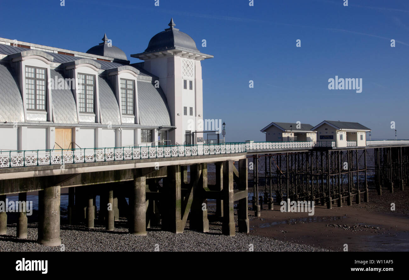 Pier victorian era hi-res stock photography and images - Alamy