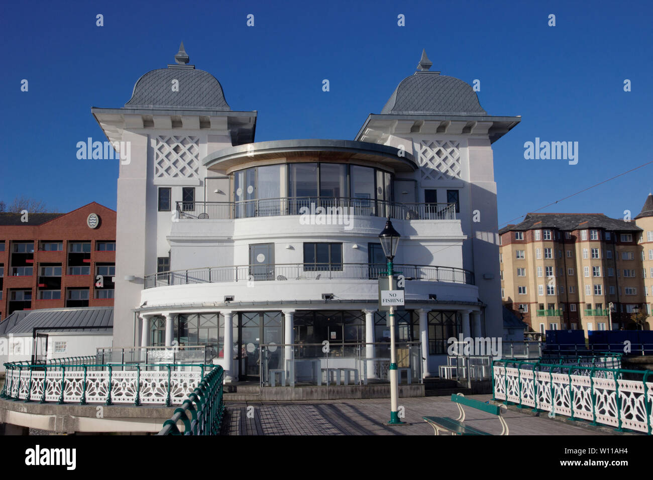 Pier victorian era hi-res stock photography and images - Alamy