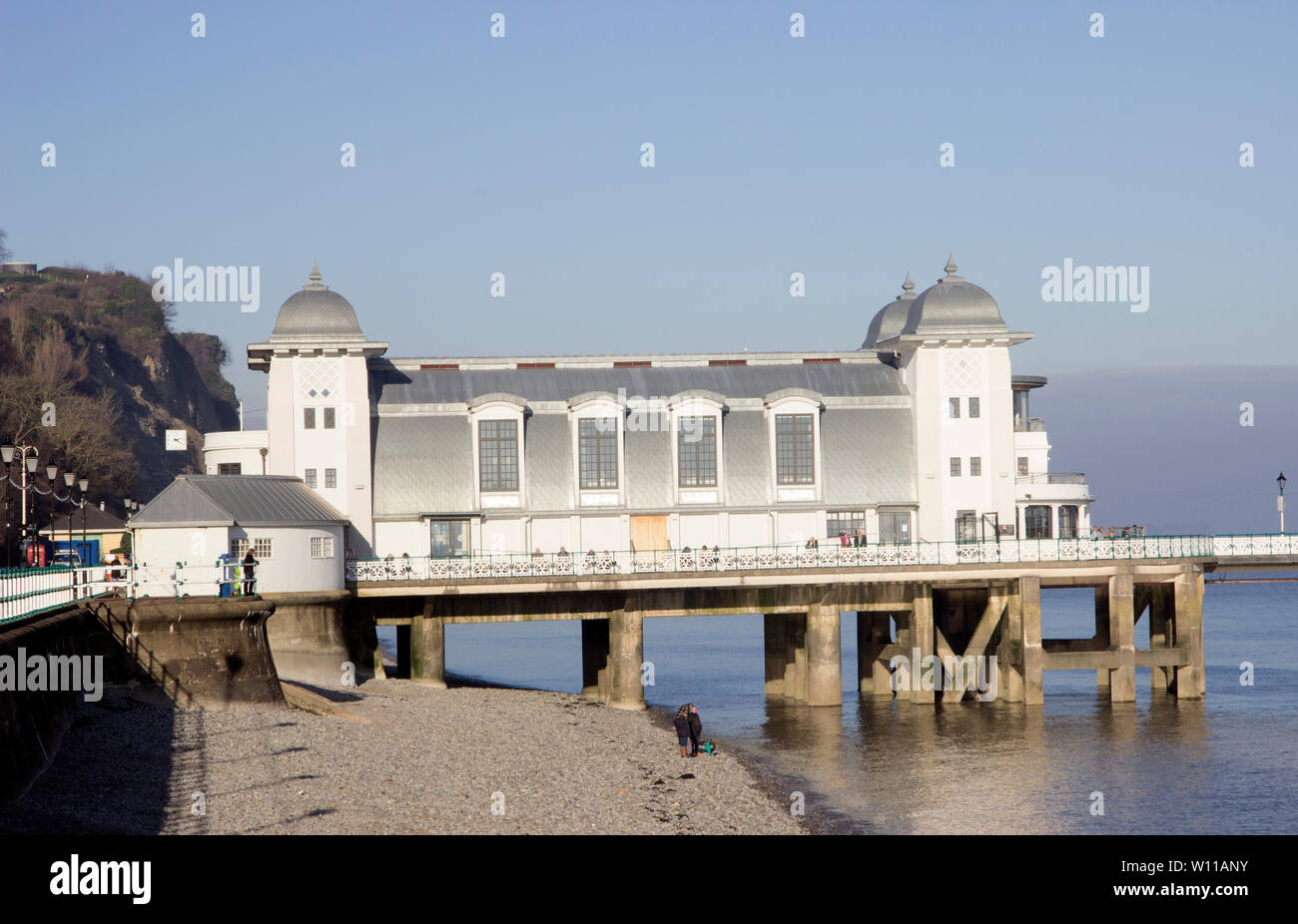 Penarth pier hi-res stock photography and images - Alamy