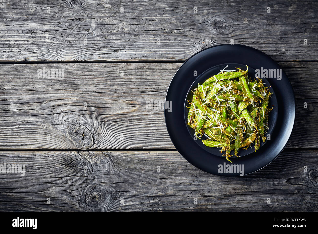 Crunchy roasted parmesan cornmeal hi-res stock photography and images ...