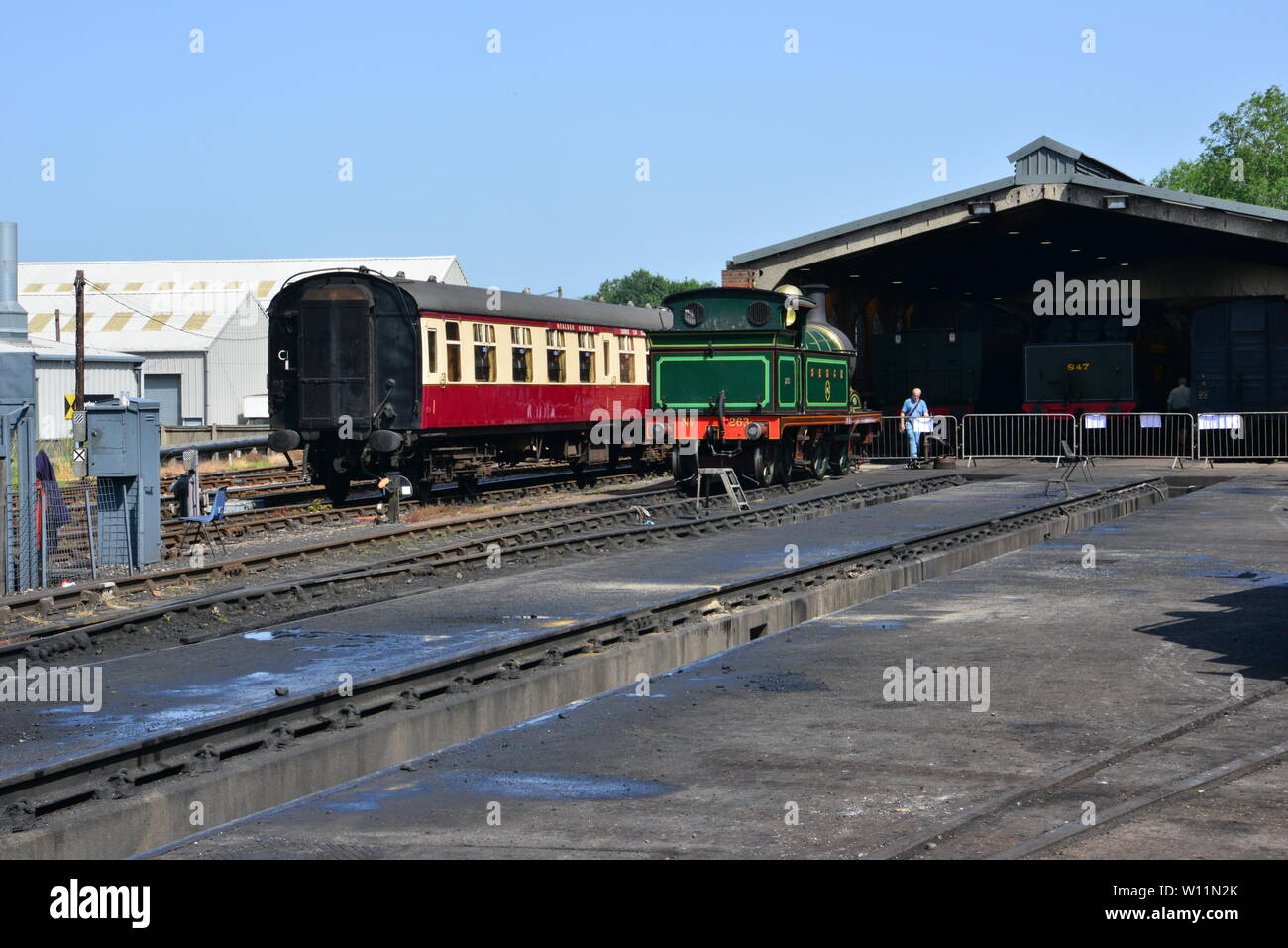 Bluebell railway secr hi-res stock photography and images - Alamy