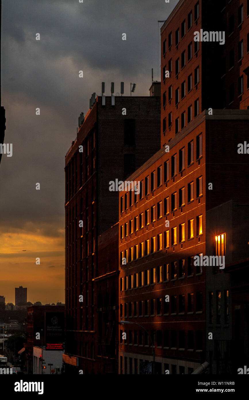 Beautiful view of new york buildings hi-res stock photography and ...