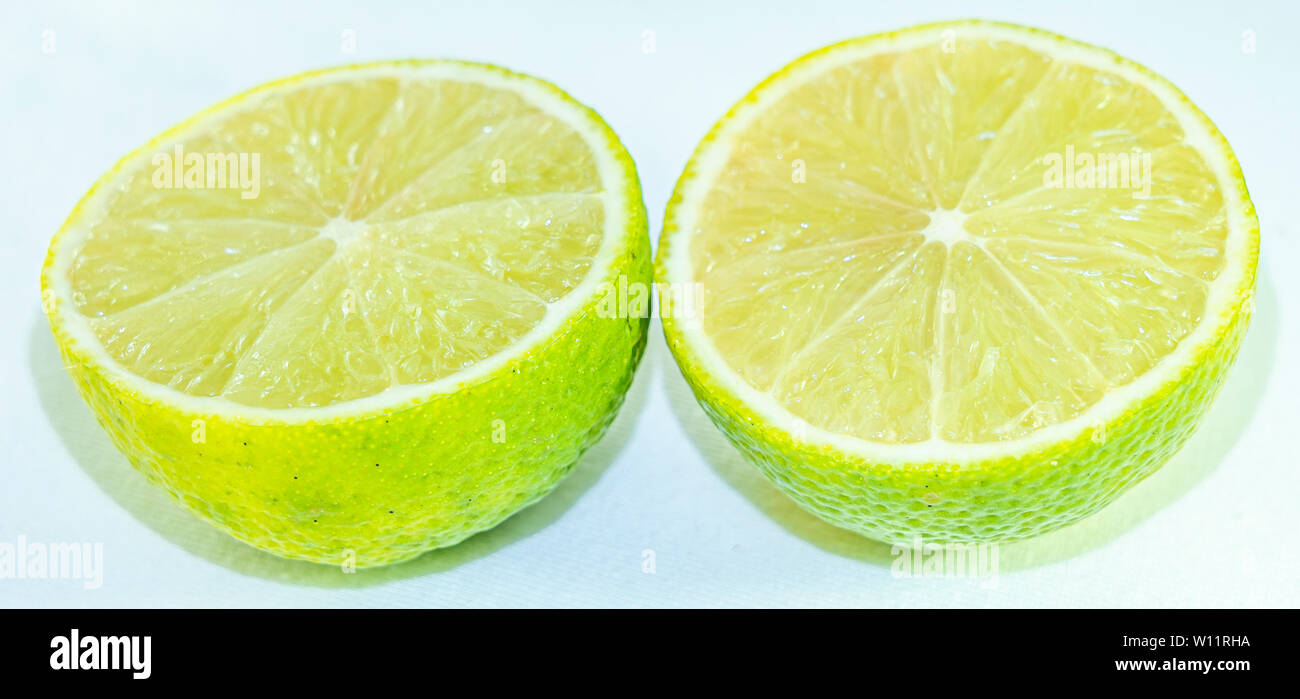 Lime cut open hi-res stock photography and images - Alamy