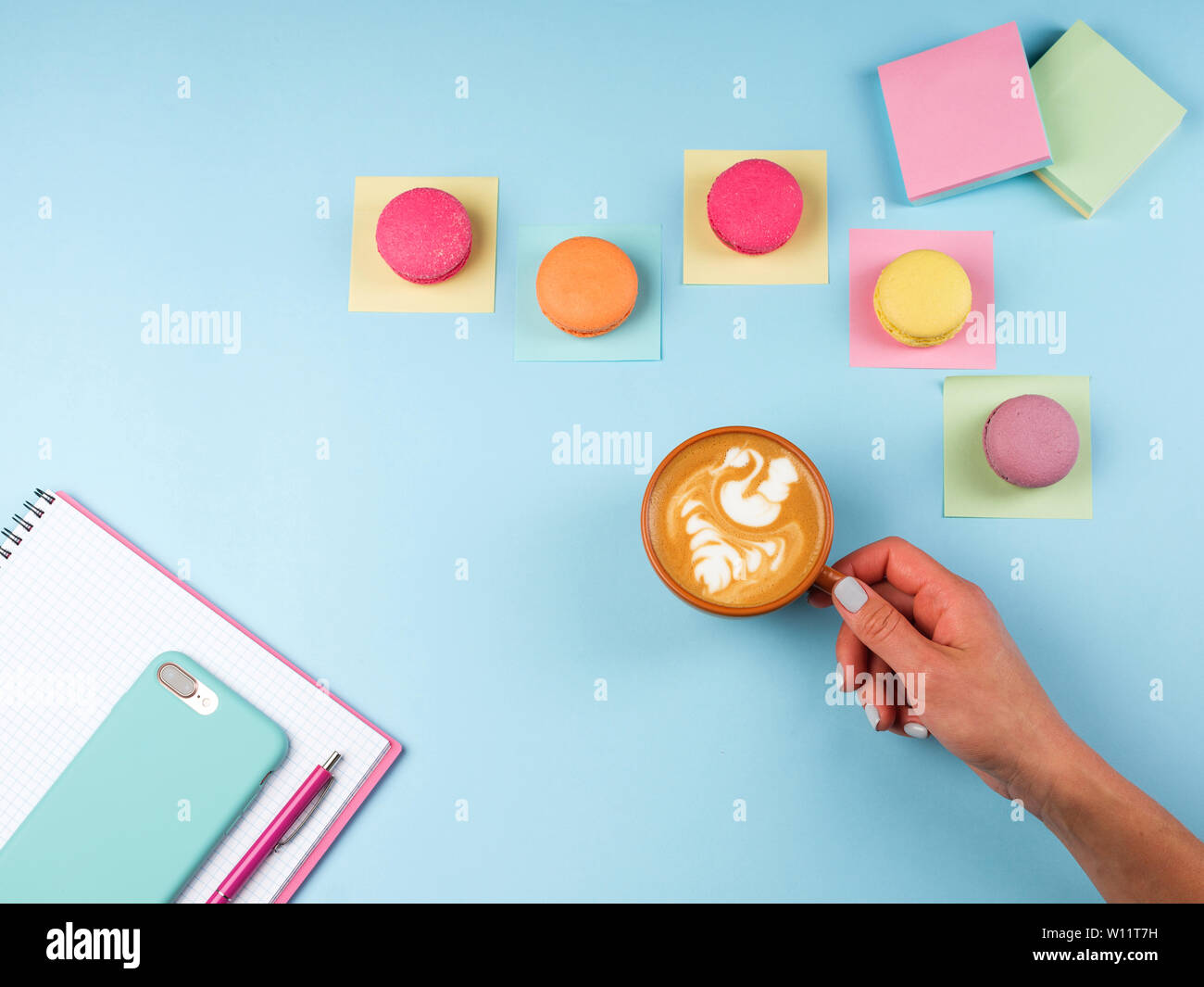 Girly work space design hi-res stock photography and images - Alamy