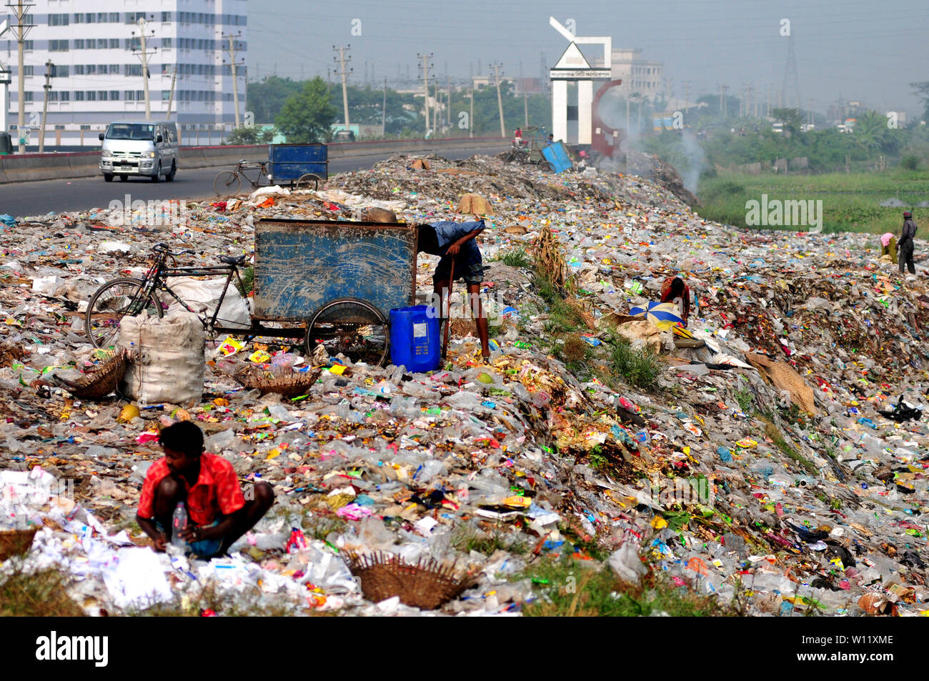 Wastage dump yard hi-res stock photography and images - Alamy