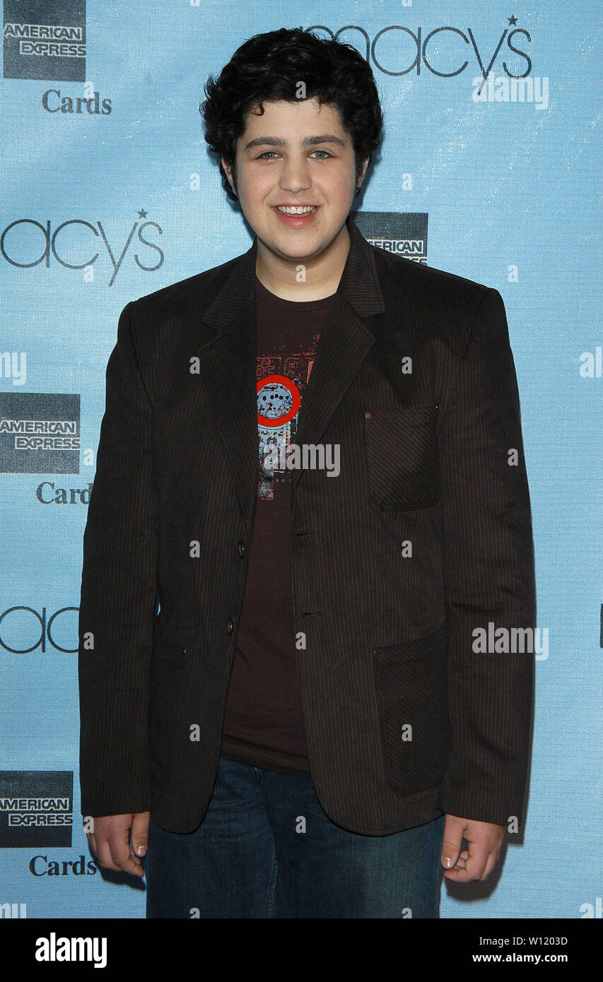 Josh Peck at the 2004 Macy's & American Express Passport Gala ...