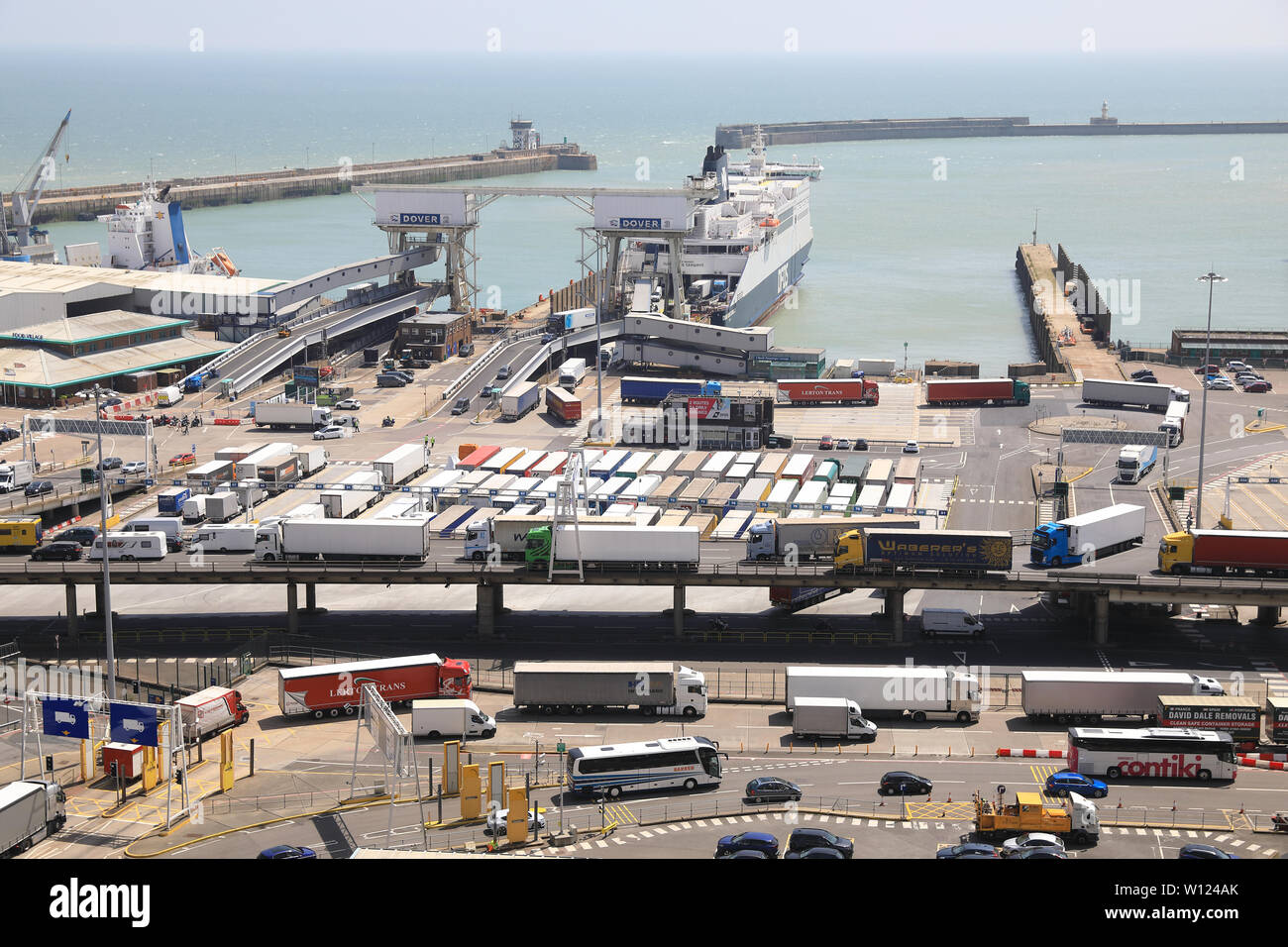 Freight unloading at Dover port, in Kent, England, UK Stock Photo - Alamy