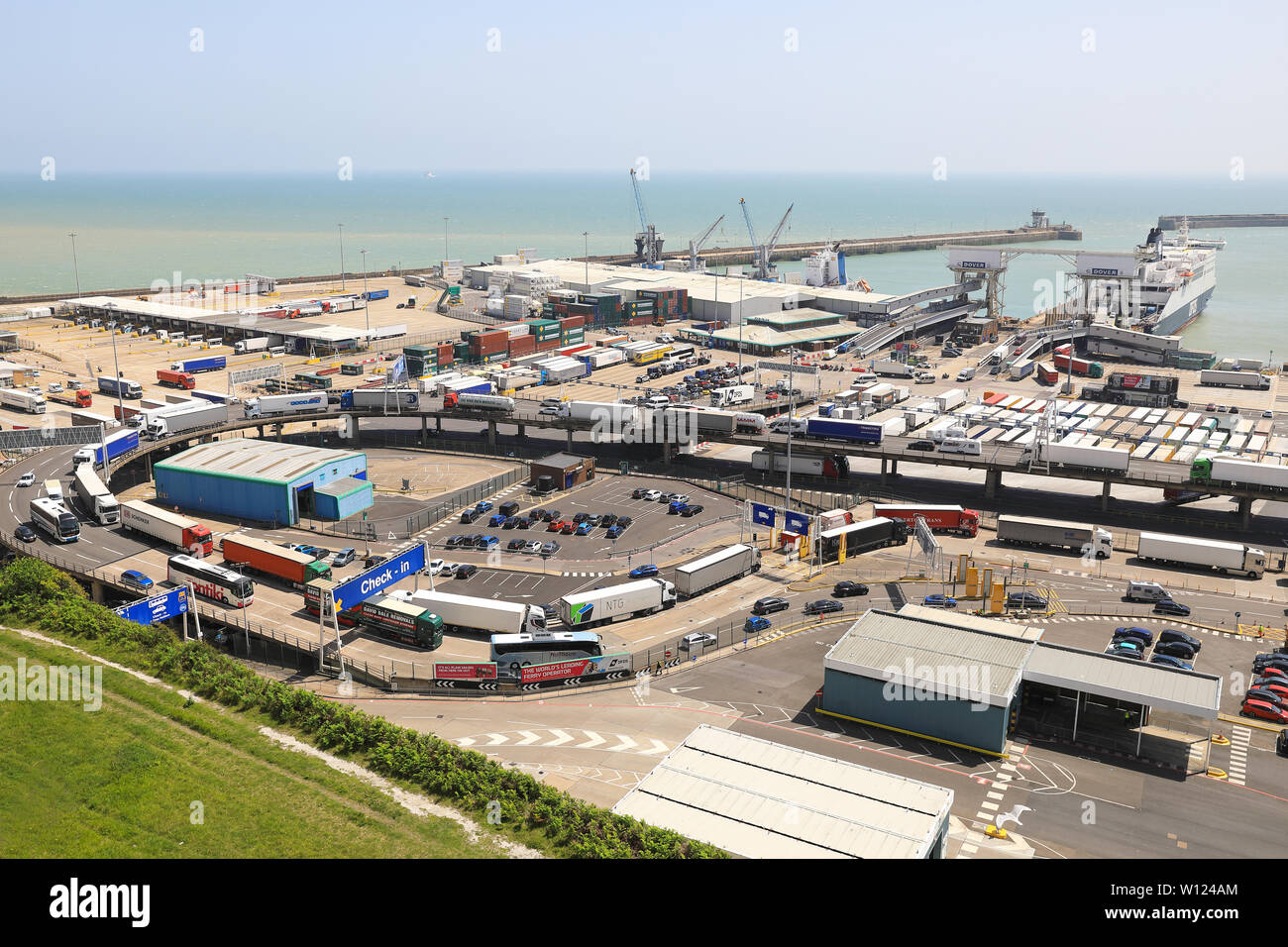 Freight unloading at Dover port, in Kent, England, UK Stock Photo - Alamy