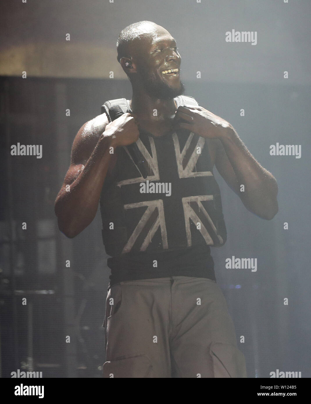 Stormzy glastonbury vest hi-res stock photography and images - Alamy