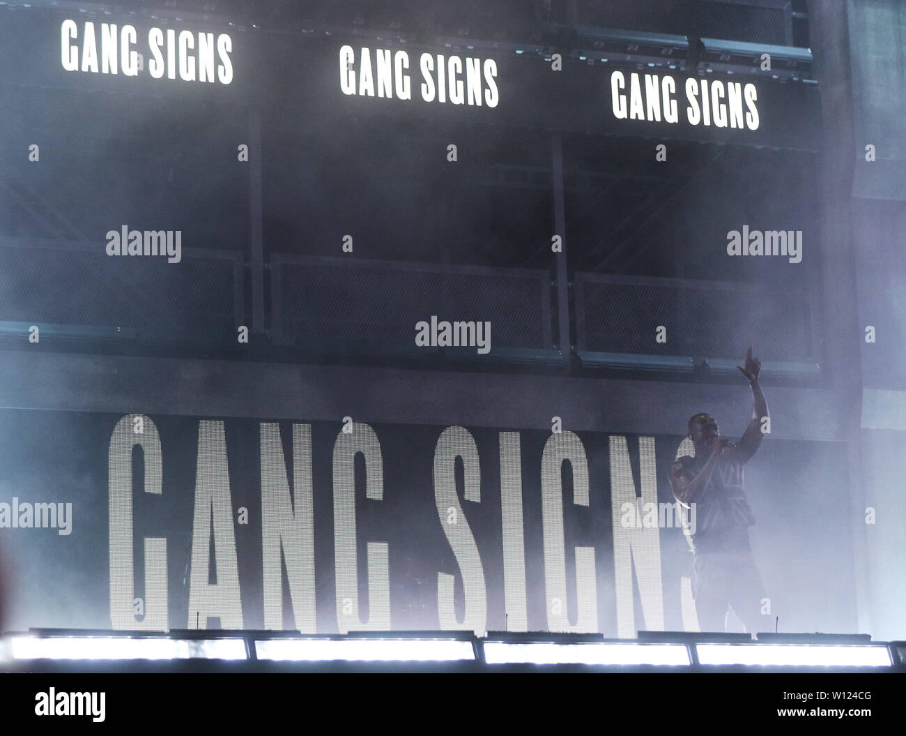 Stormzy performing on pyramid stage hi-res stock photography and images ...
