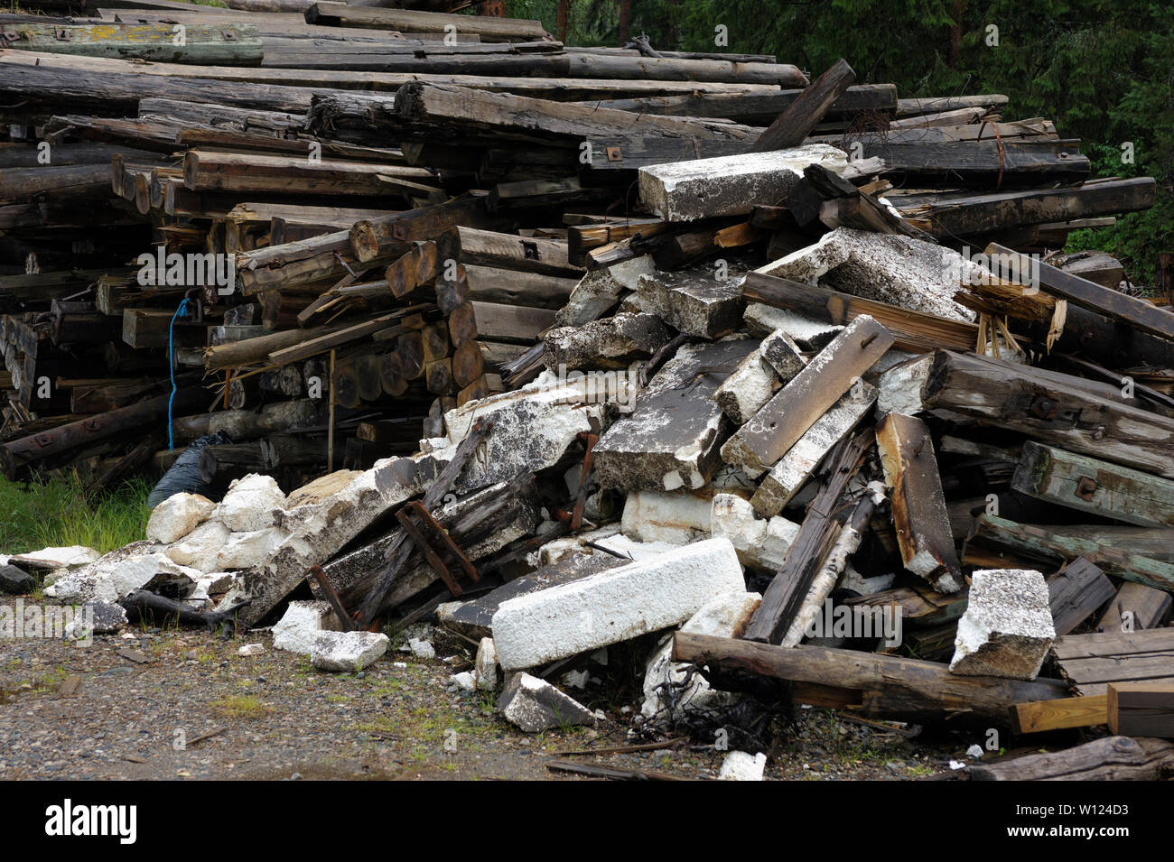 Broken styrofoam hi-res stock photography and images - Alamy