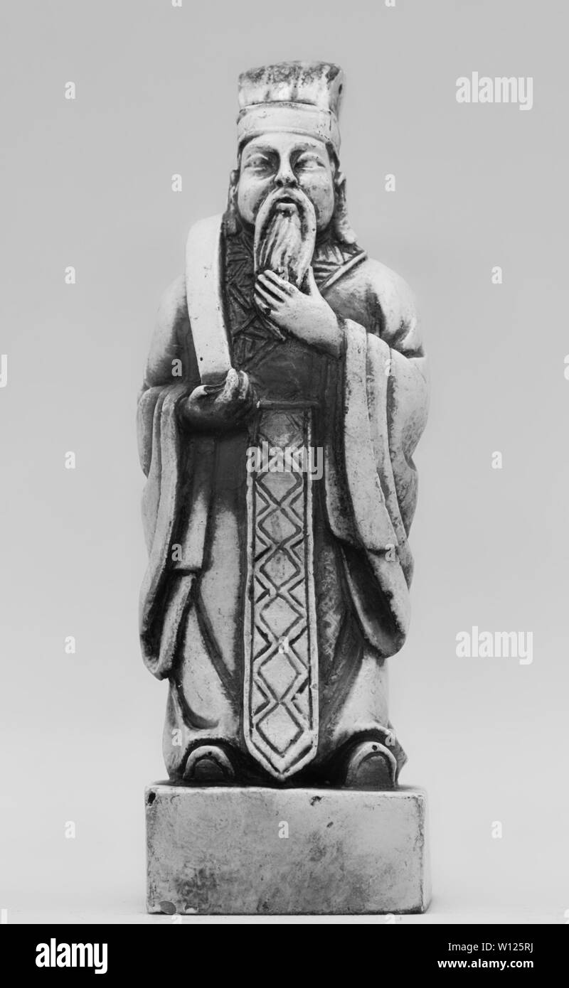 King figure hi-res stock photography and images - Alamy