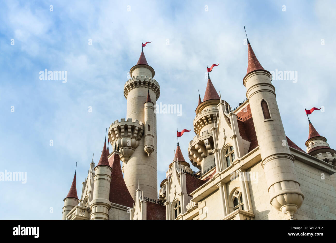 Singapore-09 SEP 2017:Singapore universal studio theme park main castle ...