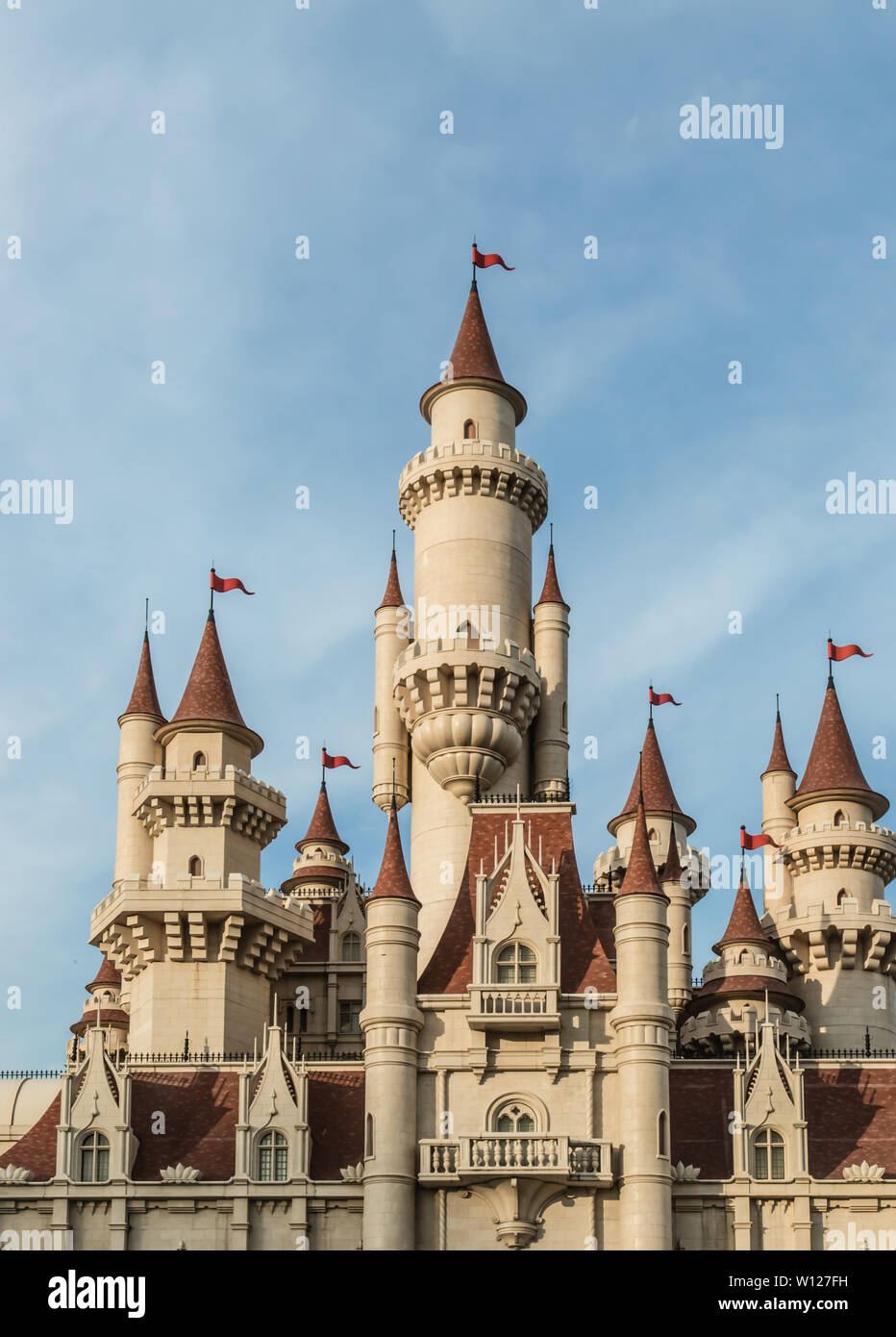 Singapore-09 SEP 2017:Singapore universal studio theme park main castle ...