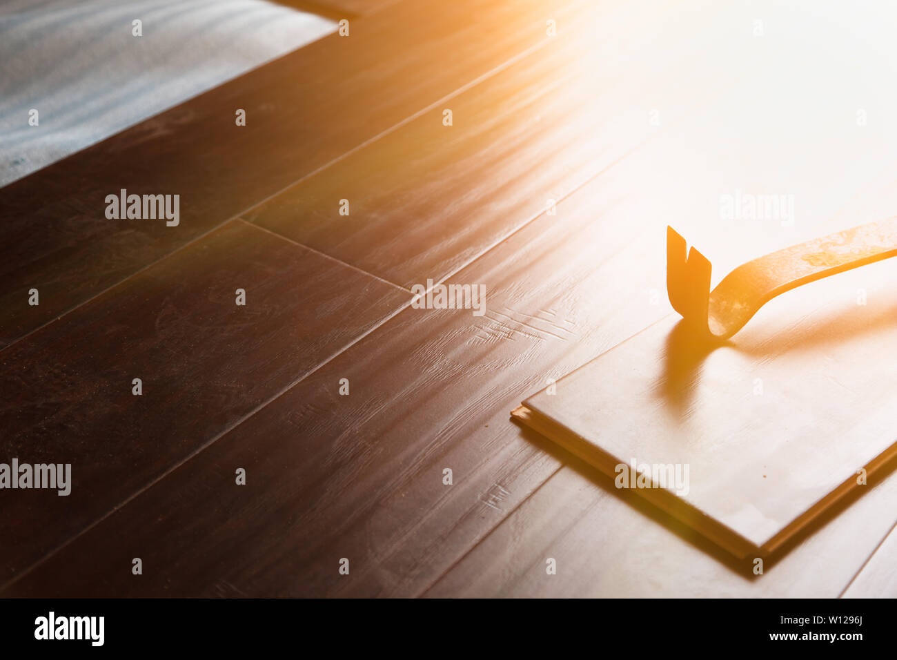 Pry bar hi-res stock photography and images - Alamy