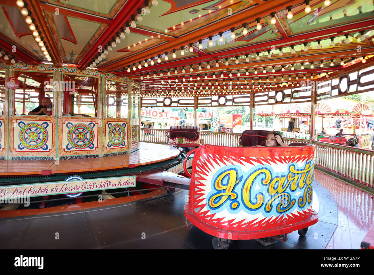 Traditional showmans living wagons hi-res stock photography and images ...