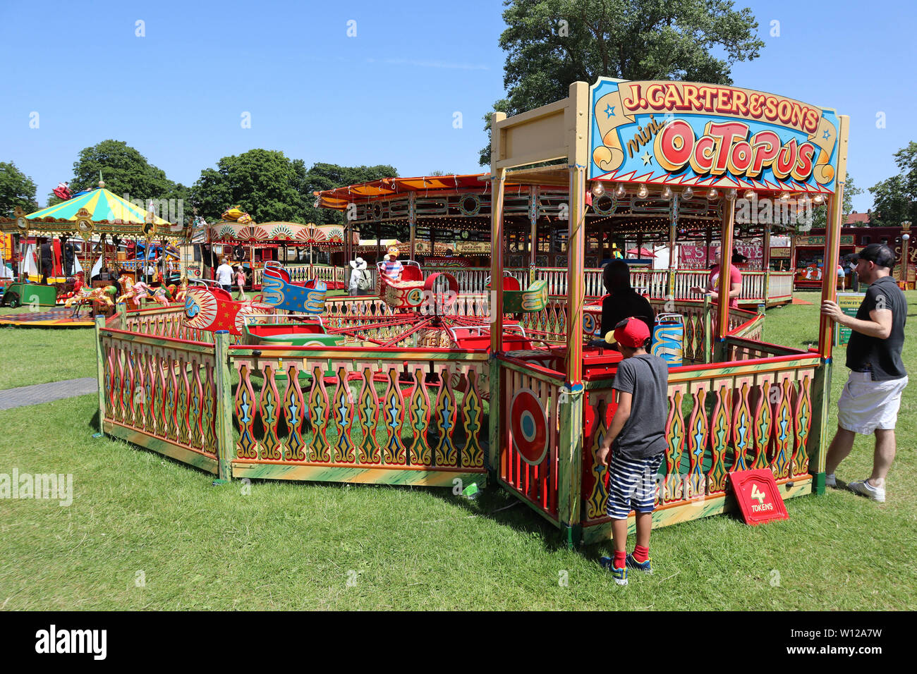 Mini Octopus, Carters Steam Fair, Peckham Rye Common, London, UK, 29 ...