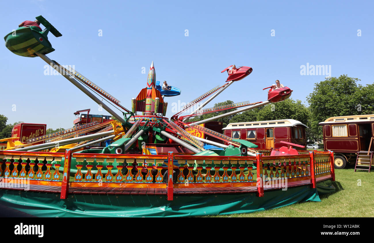Traditional showmans living wagons hi-res stock photography and images ...