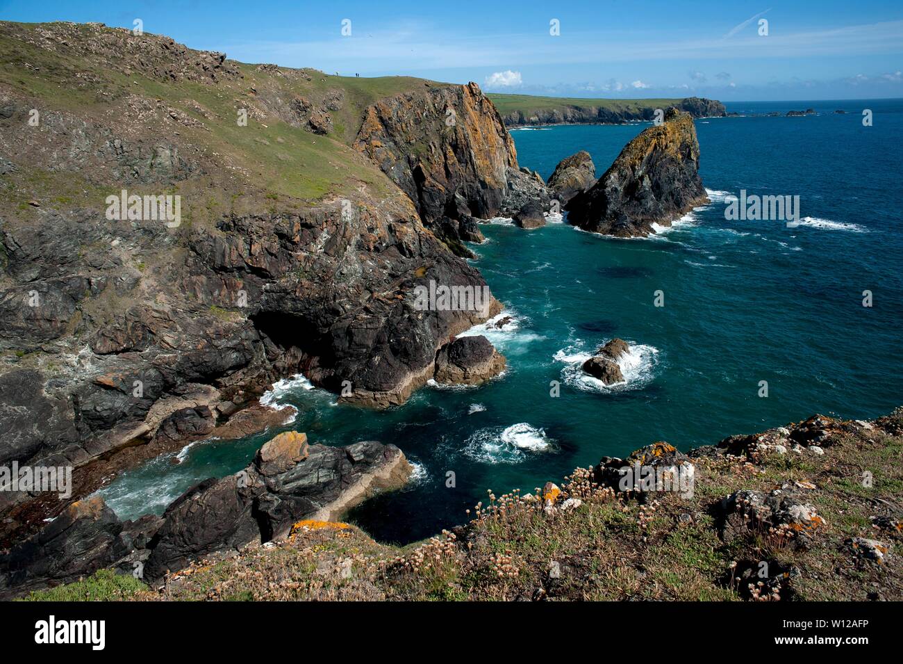 Kynance Cove, Cornwall, England, 2019. The dramatic coastline at the ...