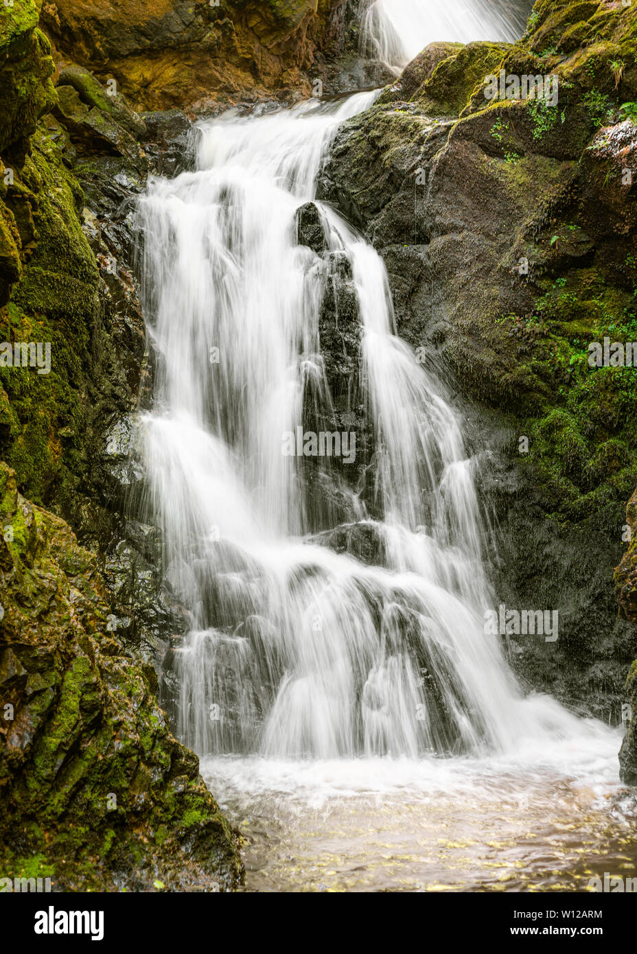 Big burn falls hi-res stock photography and images - Alamy