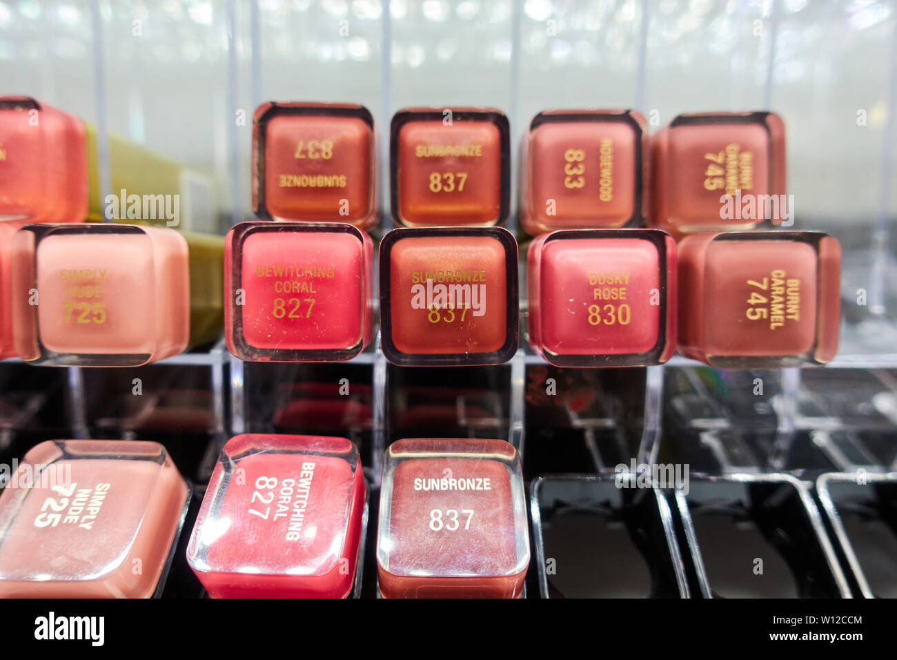 Decorative cosmetics samples, testers. Various lip pencils in a ...