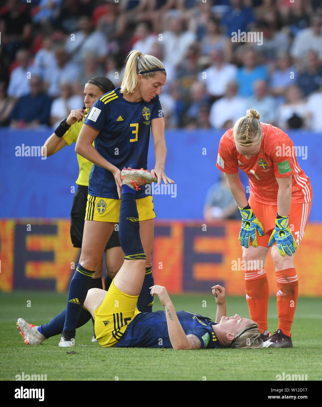 Linda fischer hi-res stock photography and images - Alamy