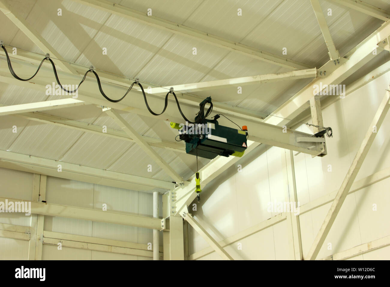 Construction crane tool carrying hi-res stock photography and images ...