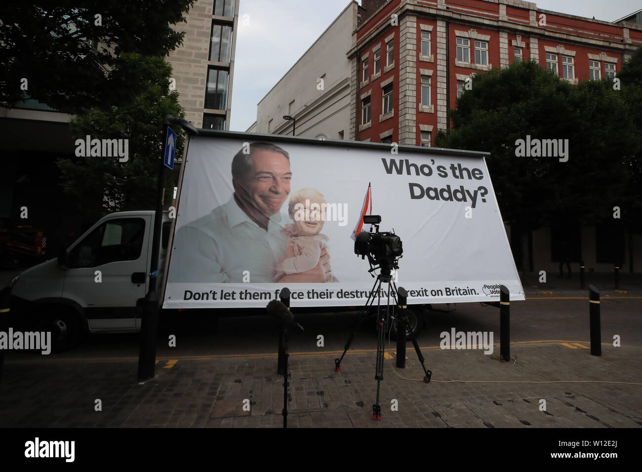 Peoples vote ad van hi-res stock photography and images - Alamy