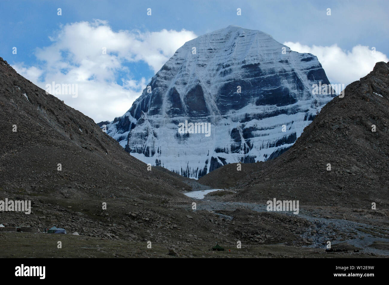 Mount kailash clouds hi-res stock photography and images - Alamy