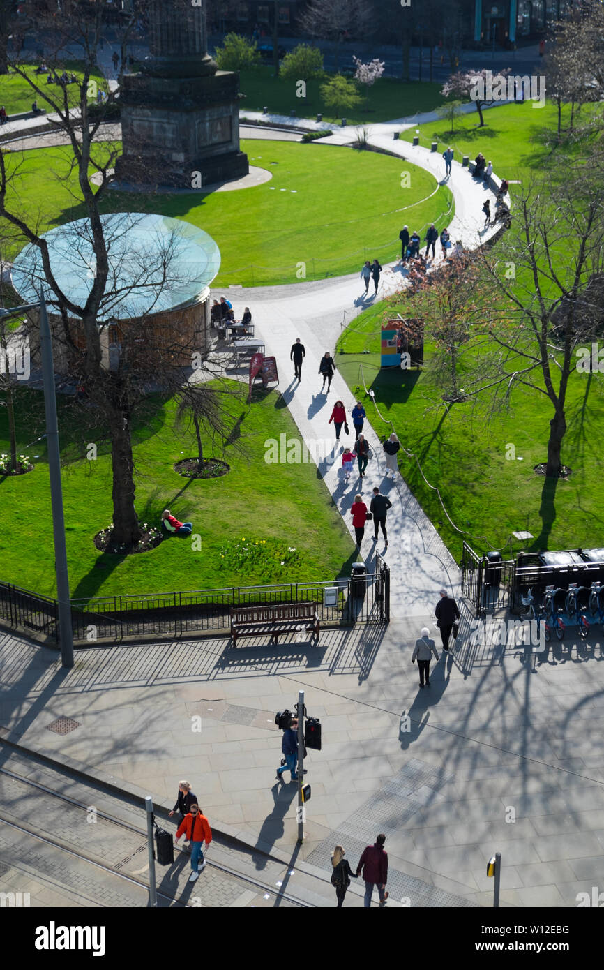Pathway through St Andrew Square Edinburgh Stock Photo - Alamy