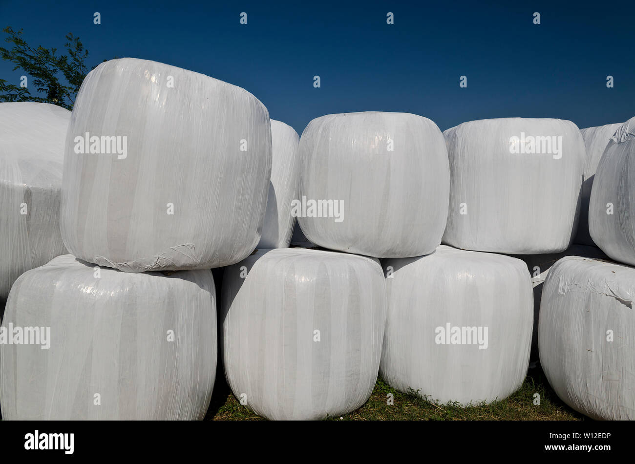 Plastic garbage stacked hi-res stock photography and images - Alamy
