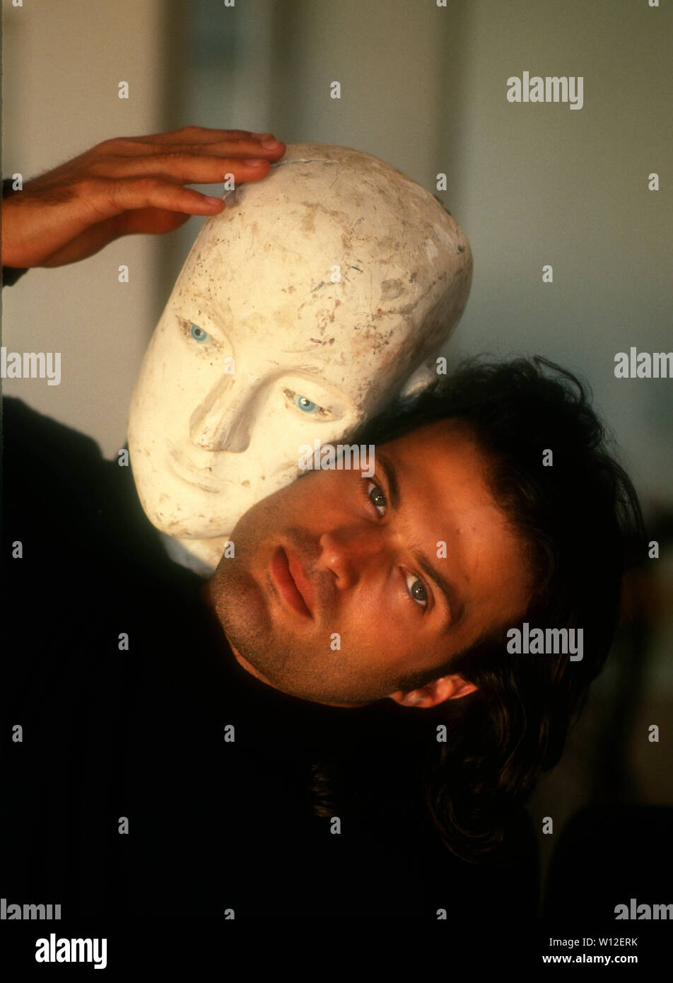 Los Angeles, California, USA 8th September 1994 (Exclusive) Actor David ...