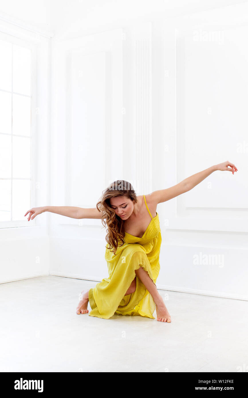 Female dancer isolated on white Stock Photo - Alamy