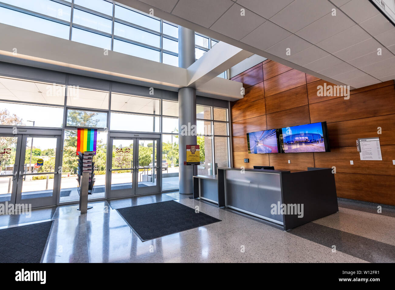 Slac national accelerator hi-res stock photography and images - Alamy